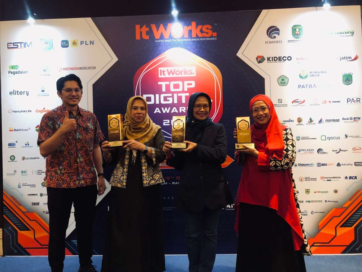 Jawa Barat Raih Tiga Penghargaan Top Digital Awards 2022