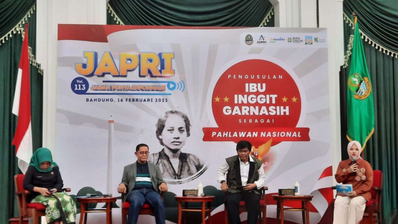 1676557300-kamis4.jpeg