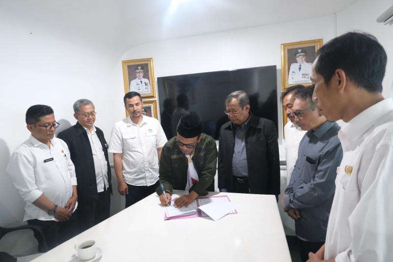 Diskominfo Garut - Dewan Pendidikan Kabupaten Garut Pererat Koneksi ... Diskominfo Garut - Dewan Pendidikan Kabupaten Garut Pererat Koneksi ...
