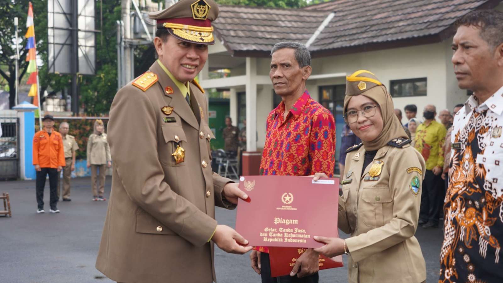 To reduce work accidents, companies in West Java are advised to implement a strict K3 system