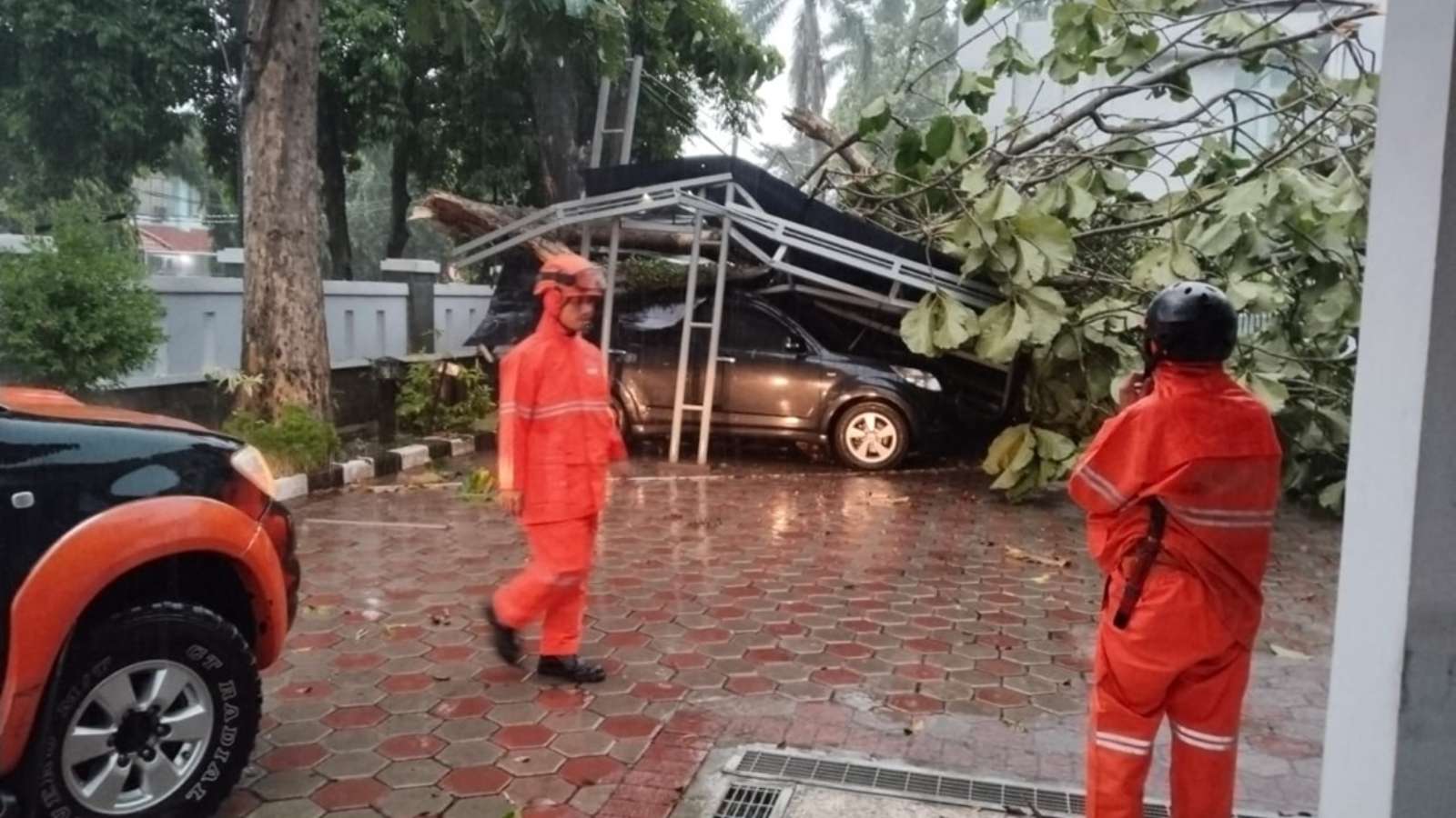 Pj Bupati Bogor Imbau Masyarakat Waspada Cuaca Ekstrem