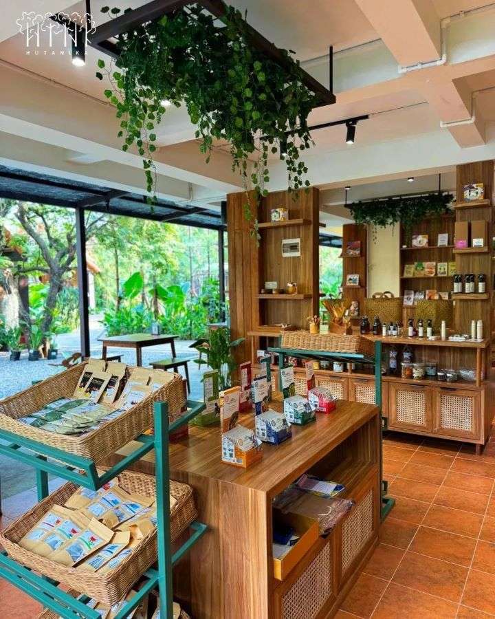 Hutanika Corner: A Place to Shop for Organic Souvenirs While Preserving ...