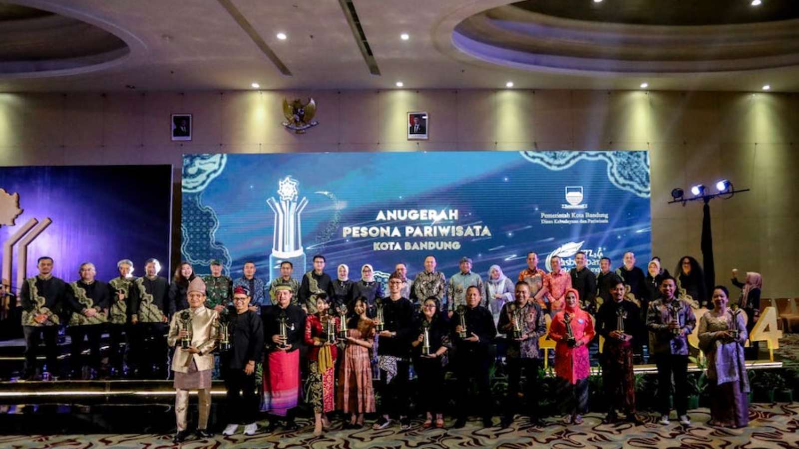 10 Business Actors Win 2024 Bandung City Tourism Charm Award