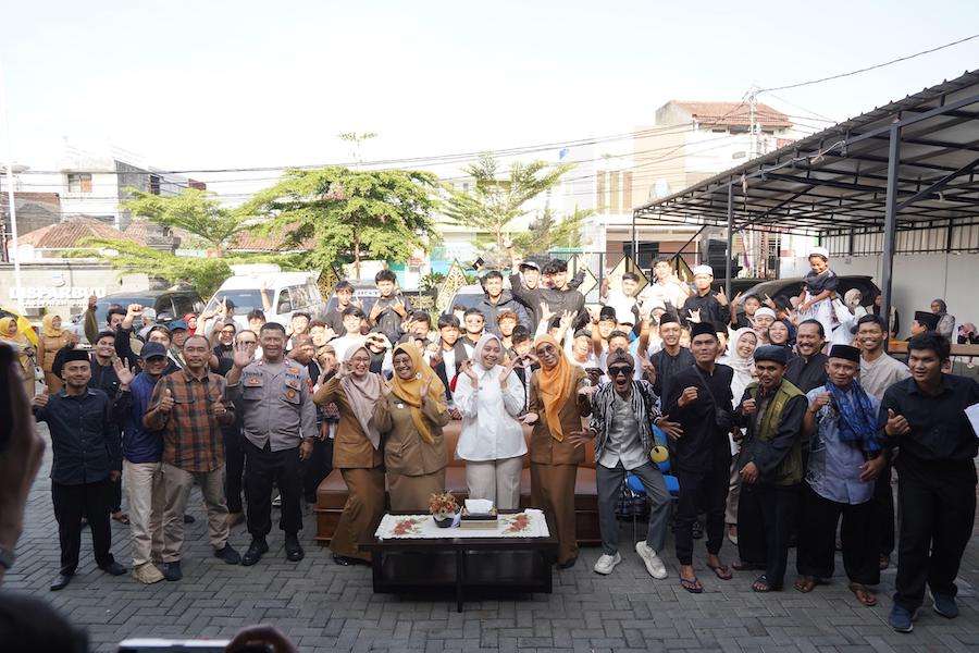 Traditional Sahur Wake Up Festival: Garut's Way of Preserving Ramadan ...