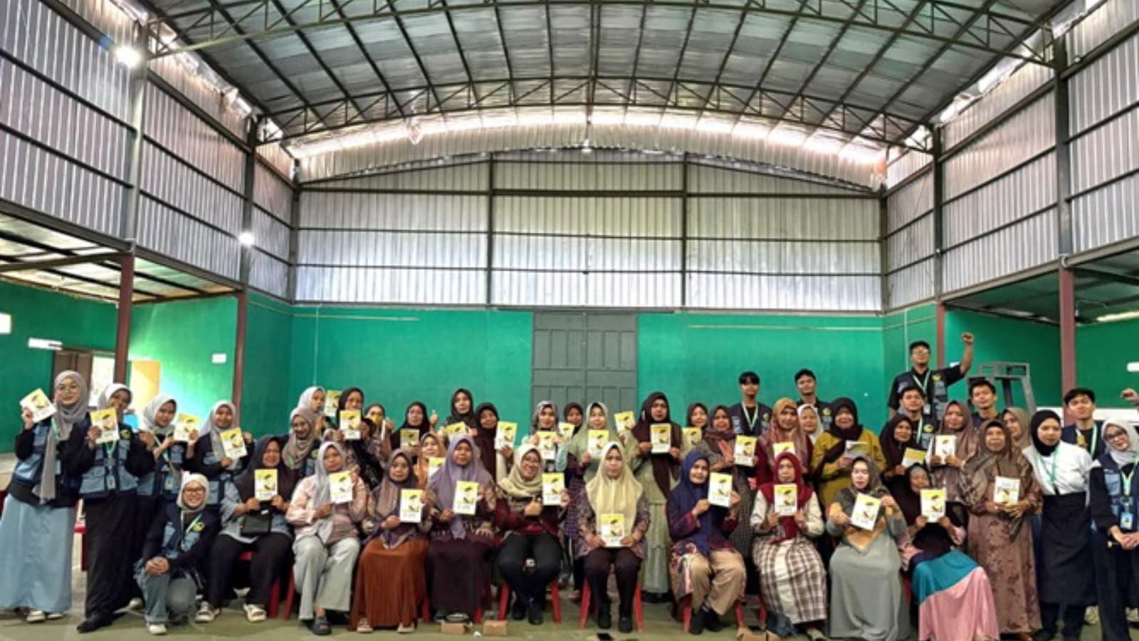 Unsil Community Service Students Launch SIPETA Program in Sukaresik Village