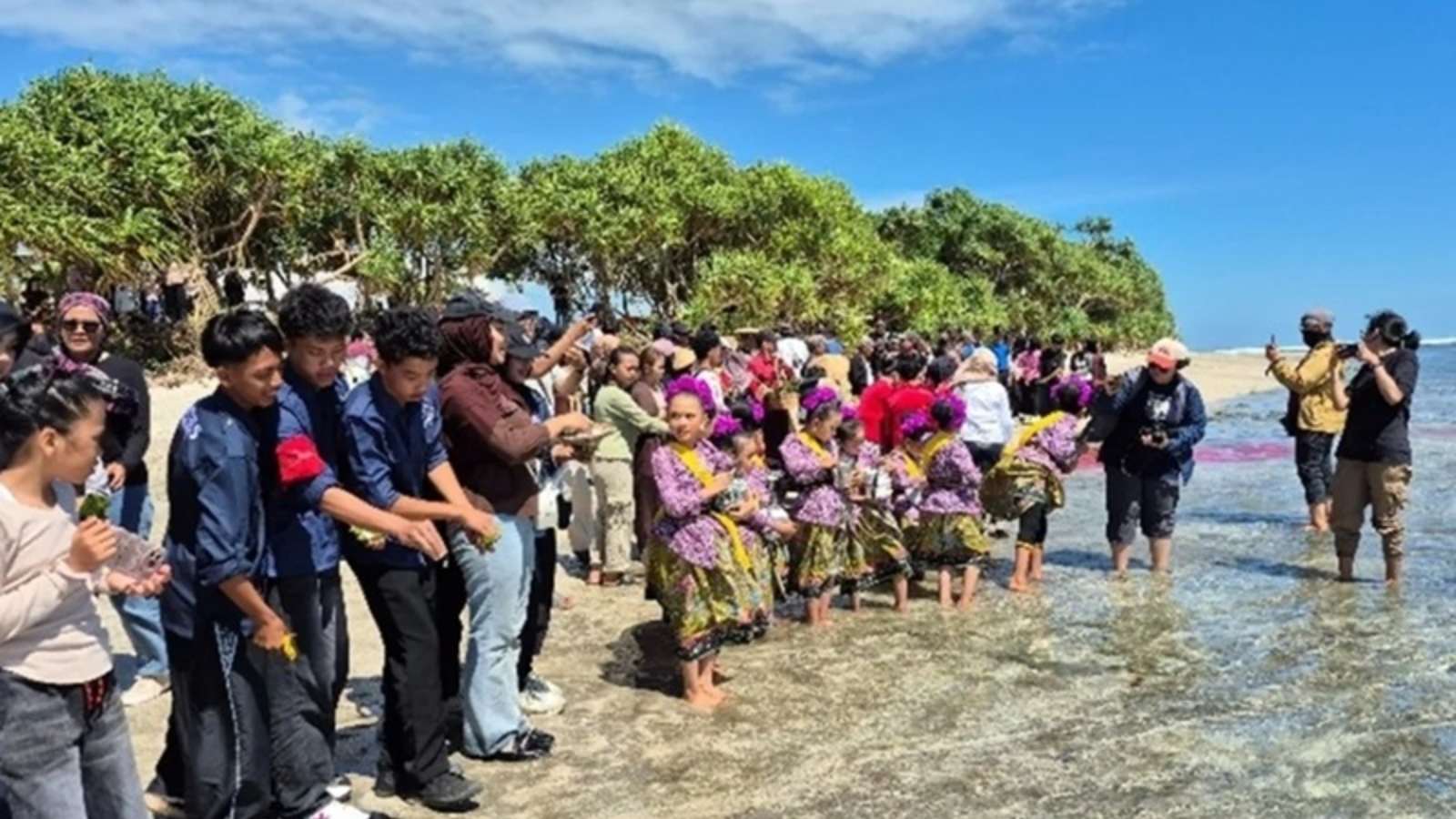 Jampang Creative Camp 2: Ruang Belajar Anak Muda Pesisir Selatan Jawa ...