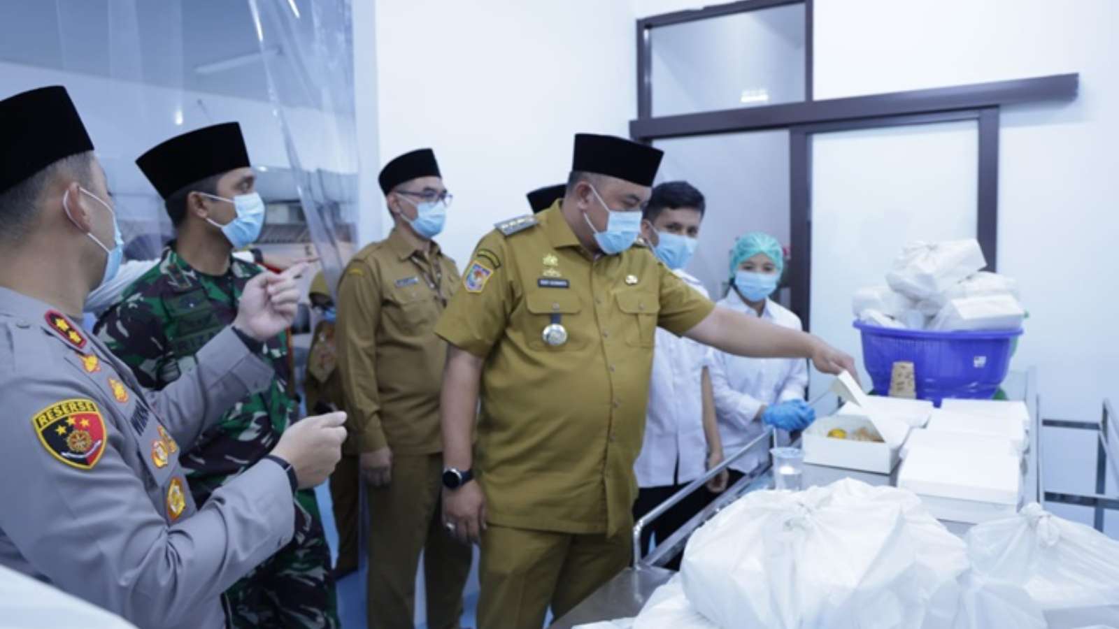 Bupati Bogor dan Kapolres Bogor Resmikan SPPG ke-9 di Cibungbulang